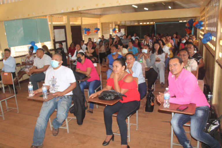 58 Region Nine teachers receive training on integrating technology into ...