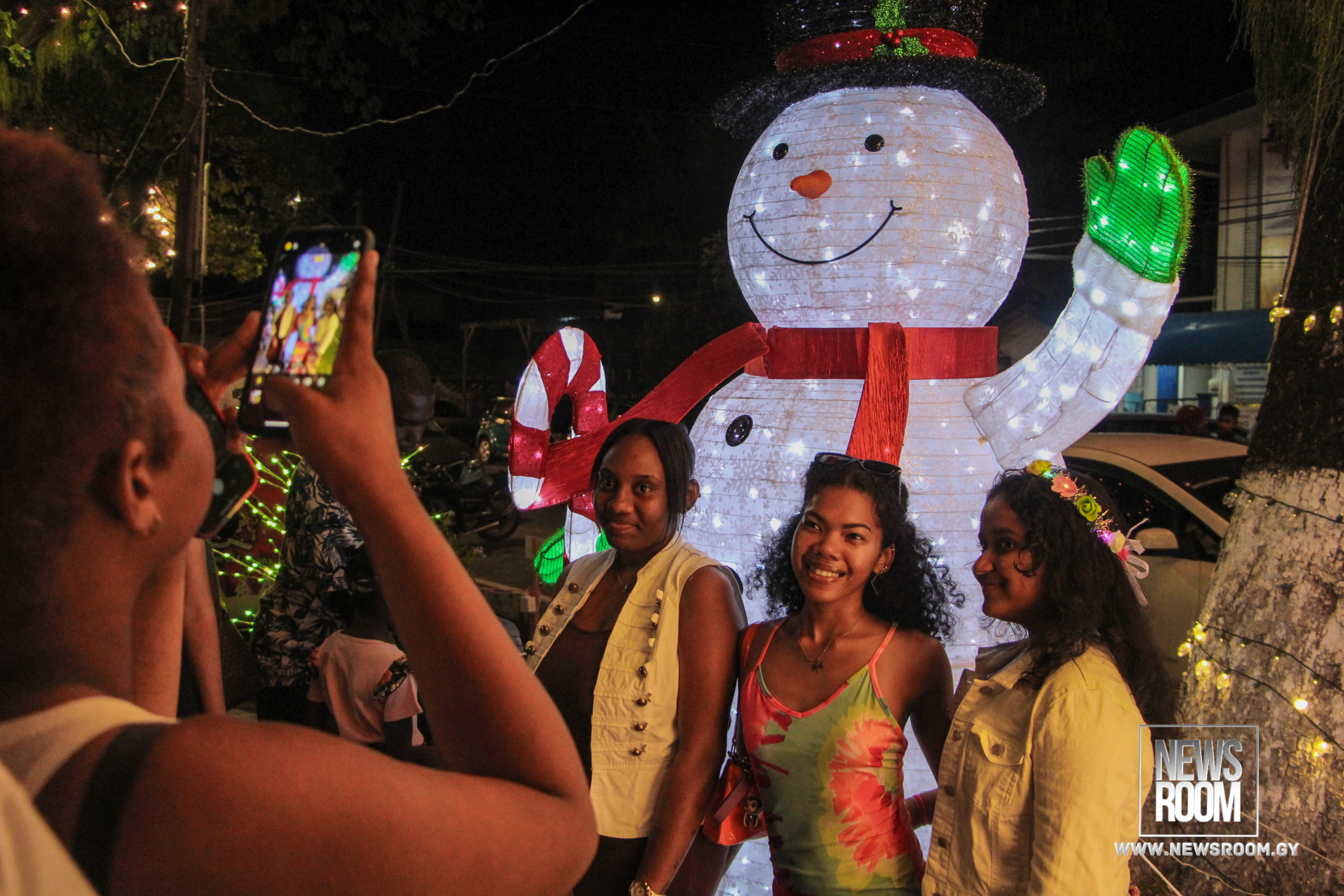 Fairy lights and busy streets? It's Christmas in Guyana - News Room Guyana