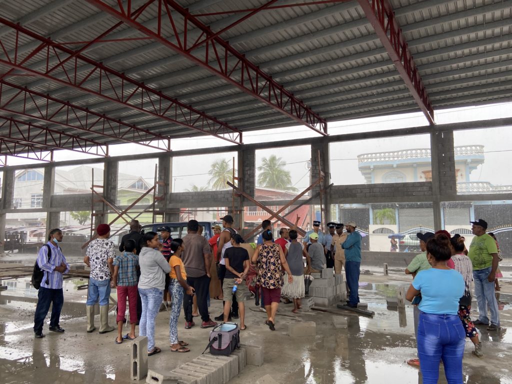 Dharamlall resolves Mon Repos vendors' issues - News Room Guyana