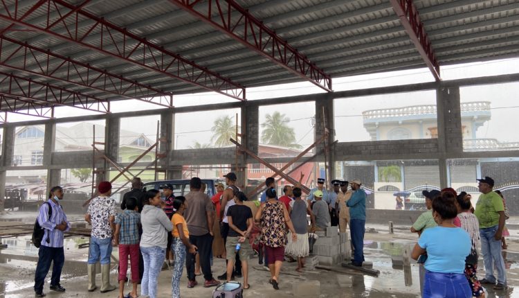 Dharamlall resolves Mon Repos vendors' issues - News Room Guyana