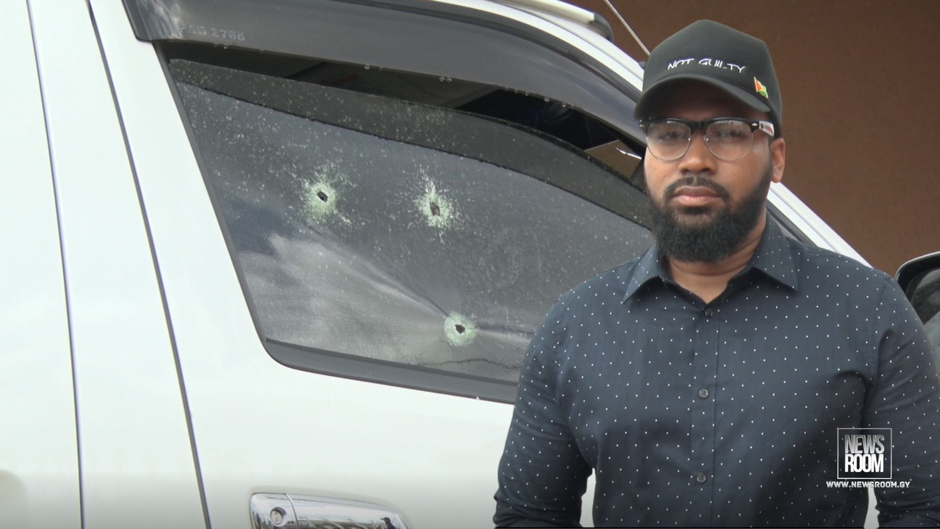 ‘Whatever the message, I didn’t get it’ – Photographer begs Police help ...