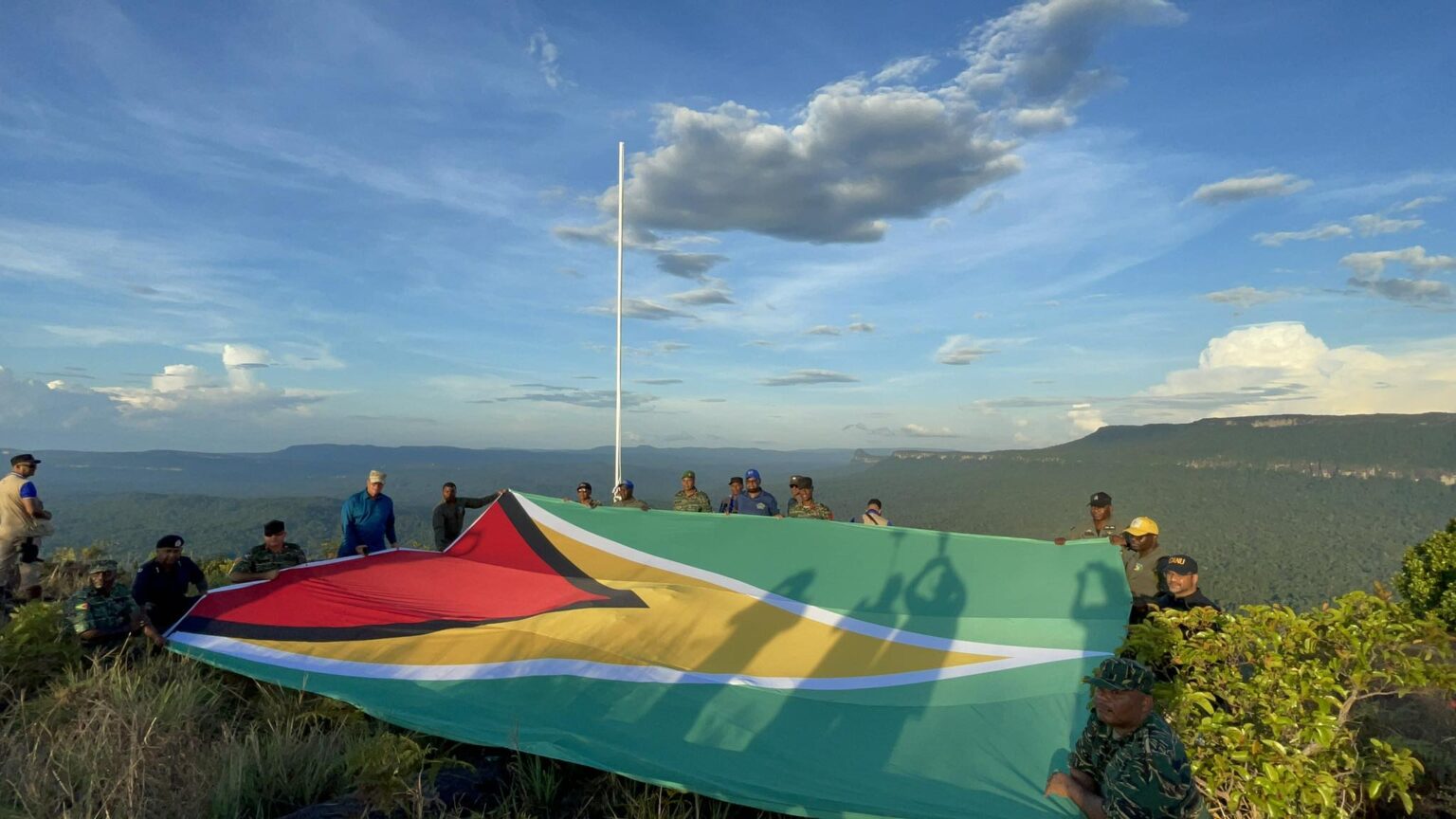 ‘Guyana continues to do what’s right’ – President tells soldiers - News ...