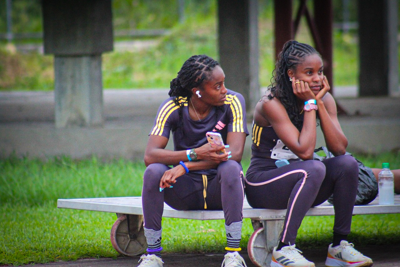 Archibald blazes to new 100m national record at Senior Championships ...